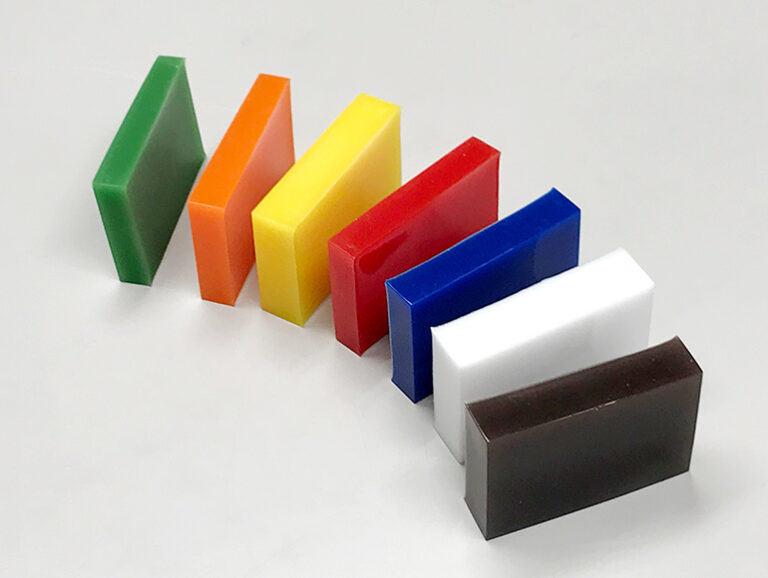 『バイオエポキシ樹脂』で作る、半透明のデザインチェア！READYMADE製『EASY CHAIR』第二弾！ | MFG Hack